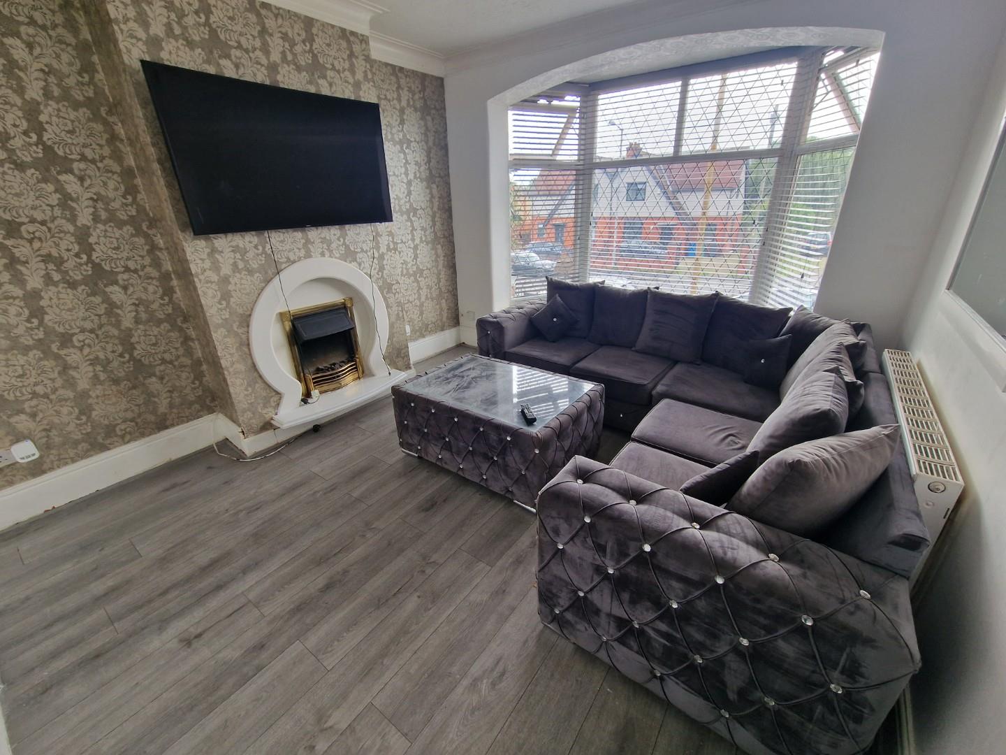 Brandlesholme Road, Bury - Three Double Bedrooms - Pearson Ferrier ...